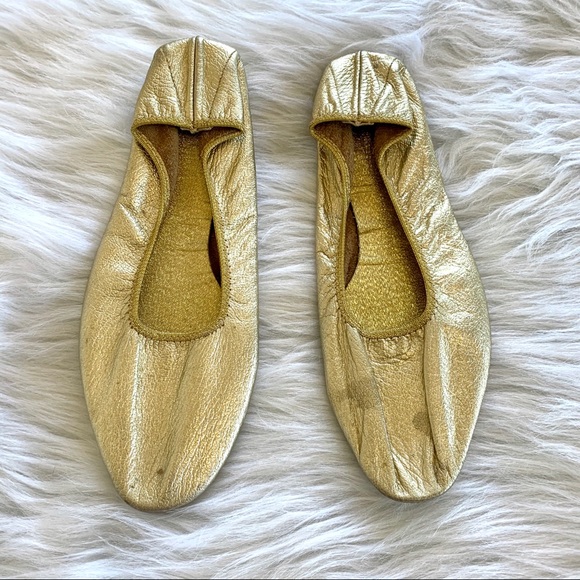 Vintage | Shoes | Vintage 5s Bertlyn Ny Gold Metallic Ballet Flats ...